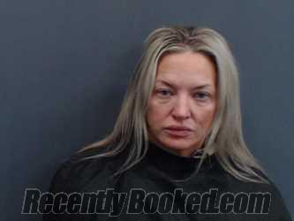 Recent Booking / Mugshot for JESSICA MITCHELL BIRCHFIELD in Gregg ...