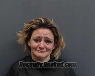 Recent Booking / Mugshot for LAUREN LYNN JESTER in Gregg County, Texas