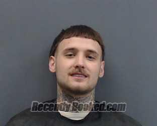 Recent Booking / Mugshot for NOAH CHANCE LEE in Gregg County, Texas