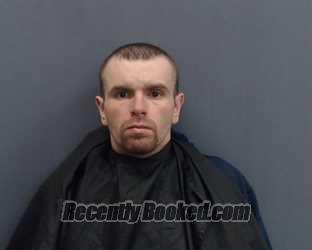 Recent Booking / Mugshot for KEFFER JACK LAXTON in Gregg County, Texas