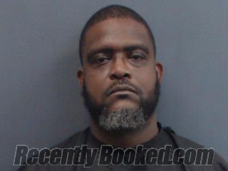 Recent Booking / Mugshot for SKYLER JAMAR LONG in Gregg County, Texas