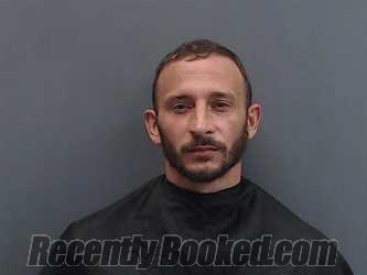 Recent Booking / Mugshot for TRAVIS DOUGLAS HATT in Gregg County, Texas