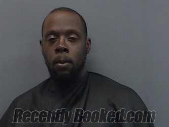 Recent Booking / Mugshot for ROMUND JERMANE HALL in Gregg County, Texas