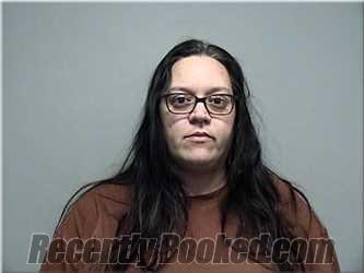 Recent Booking / Mugshot for Lisa Pipp in Walworth County, Wisconsin