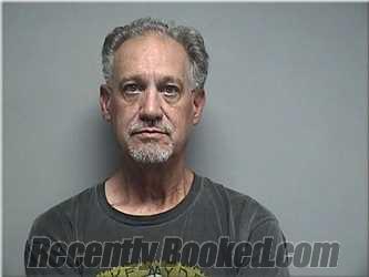 Recent Booking / Mugshot for Christopher Roman in Walworth County ...
