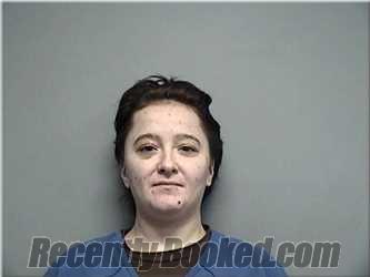 Recent Booking / Mugshot for Jessica Ellefson in Walworth County, Wisconsin