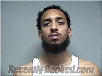 Recent Booking / Mugshot for Quentin Mendez in Walworth County, Wisconsin