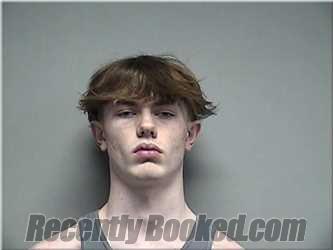 Recent Booking / Mugshot for Liam Kinney in Walworth County, Wisconsin