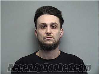 Recent Booking / Mugshot for Christopher Yarbro in Walworth County ...