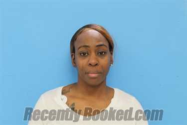 Recent Booking / Mugshot for SHENEIKA LASHAY BARNES in Guadalupe County ...