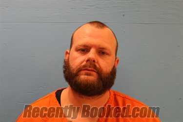 Recent Booking / Mugshot for GORDON VERNON MOFFETT in Guadalupe County ...