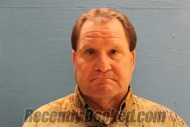Recent Booking / Mugshot for NEAL RAY HORN in Guadalupe County, Texas