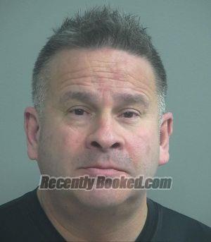 Recent Booking / Mugshot for JAYSON PETER ROBLES in Sweetwater County ...