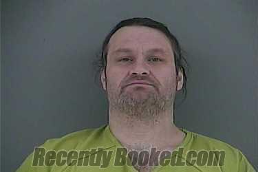 Recent Booking / Mugshot for DONALD SCOTT TRIVETT in Anderson County ...