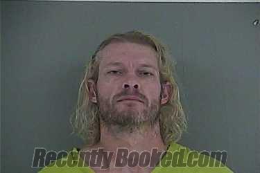 Recent Booking / Mugshot for JOSEPH BRIAN SIDDENS in Anderson County ...