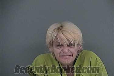 Recent Booking / Mugshot for JENNIFER DORENE SIZEMORE in Anderson ...