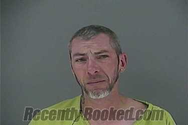 Recent Booking / Mugshot for DUSTIN J LEWALLEN in Anderson County ...