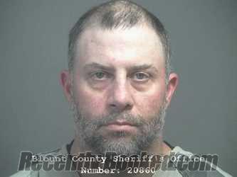 Recent Booking / Mugshot for DEREK THOMAS COATNEY in Blount County ...