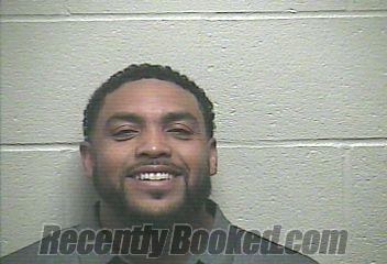 Recent Booking / Mugshot for JAMAR RONDREA MARTINDALE in Giles County ...