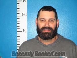 Recent Booking / Mugshot for Dustin Ray Jackson in Hardin County, Texas