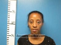 Recent Booking / Mugshot for Yolanda Shontrail Roberts in Hardin County ...