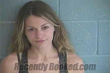 Recent Booking / Mugshot for MAREENA J MAHONEY in Humphreys County ...