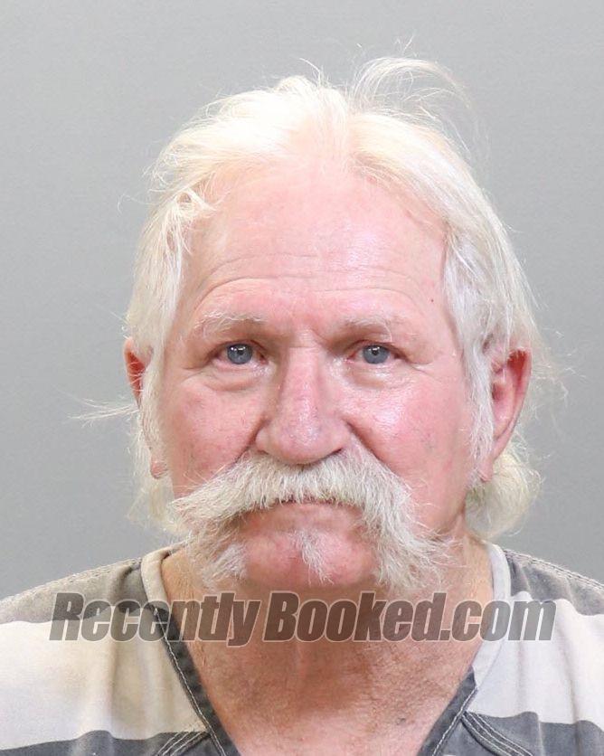 Recent Booking / Mugshot for DOUGLAS ISAAC DOTSON in Knox County, Tennessee
