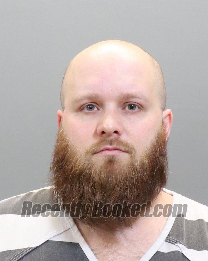 Recent Booking / Mugshot for LOGAN EUGENE HURT in Knox County, Tennessee