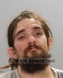 Recent Booking / Mugshot for JEFFREY TANNER TREADWAY in Knox County ...
