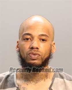 Recent Booking / Mugshot for TAYON DEMETRIUS WALKER in Knox County ...