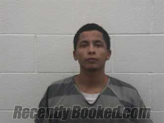 Recent Booking / Mugshot for ALEXANDER VICENTE-GUEVARA in Loudon County ...
