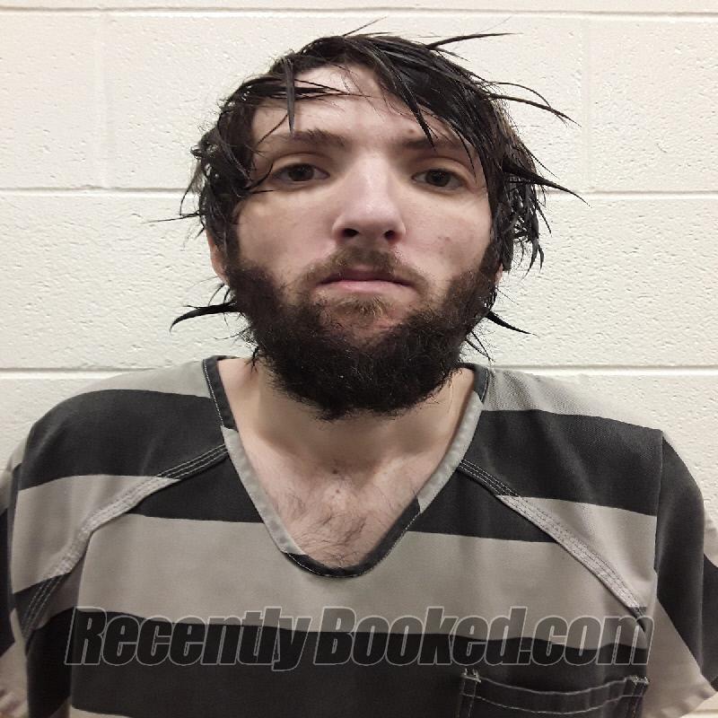 Recent Booking / Mugshot for BRANDON RAY ROBERTS in Monroe County ...