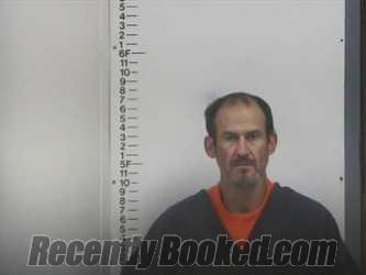 Recent Booking / Mugshot for BRIAN D BAREFIELD in Putnam County, Tennessee
