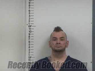 Recent Booking / Mugshot for KENNETH L CURRIER in Putnam County, Tennessee