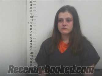 Recent Booking / Mugshot for ALYSSA WEAVER in Putnam County, Tennessee