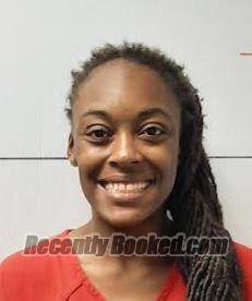 Recent Booking / Mugshot for ALEXIS NOEL SANDERS in Rutherford County ...