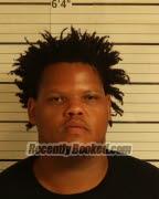 Recent Booking / Mugshot for LADARRIUS JAMAL YOUNG in Shelby County ...