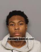 Recent Booking / Mugshot for KURTAVIOUS J BECTON in Shelby County ...