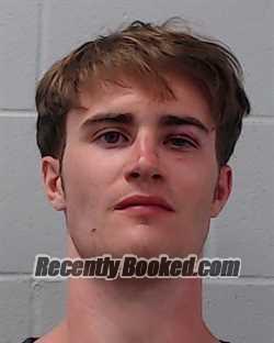 Recent Booking / Mugshot for Nicholas Wayne Hagood in Hays County, Texas