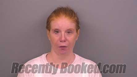 Recent Booking / Mugshot for JENNIFER LYNN HOPWOOD in Sumner County ...