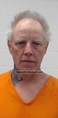 Recent Booking / Mugshot for GARY DEWAYNE EELLS in Wayne County, Tennessee