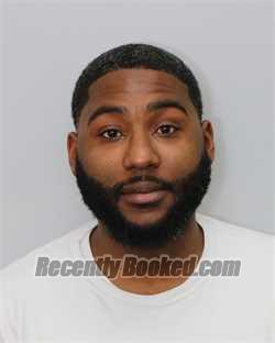 Recent Booking / Mugshot for QUINCY ANTHONY LEE in Virginia Beach ...