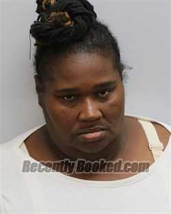 Recent Booking / Mugshot for SABRINA DENISE RIDDICK in Virginia Beach ...