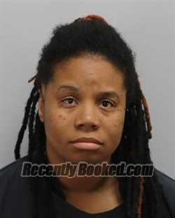 Recent Booking / Mugshot for BRYONNA LYNN JONES in Virginia Beach ...