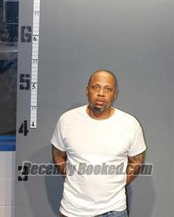 Recent Booking / Mugshot for ALVIN LORENZO BRYANT in Suffolk County ...