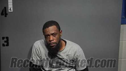 Recent Booking / Mugshot for DEMETRIUS MARKEASE BAILEY in Suffolk ...