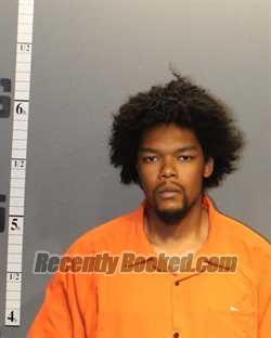 Recent Booking / Mugshot for DARAIN MALIK HUNTER in Suffolk County ...