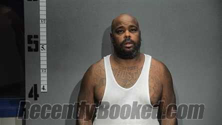 Recent Booking / Mugshot for ERIC JABAR HUBBARD in Suffolk County, Virginia