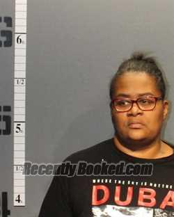 Recent Booking / Mugshot for LASHONDA DENISE PORTER in Suffolk County, Virginia