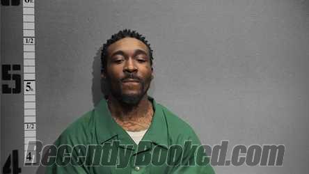 Recent Booking / Mugshot for QUANTEZ DEVON DELOATCH in Suffolk County ...